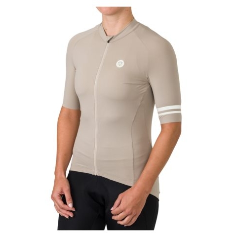 AGU Cycling Apparel - Great Discounts | BIKE24