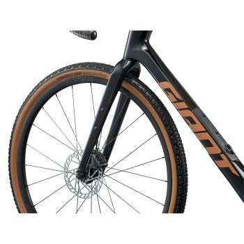 Giant REVOLT ADVANCED 2 - Carbon Gravel Bike - 2026 - carbon | BIKE24