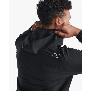2XU Aero Running Jacket Men - black/silver reflective | BIKE24