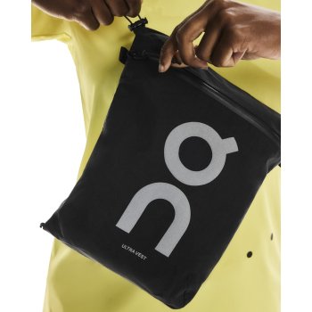 On Ultra Trail Running Vest Pro - Black | BIKE24
