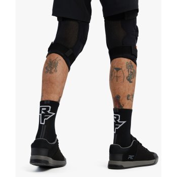 Race Face Ambush Knee Protector - stlth | BIKE24