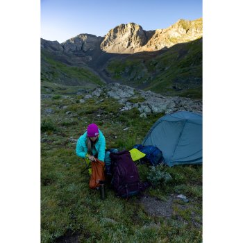 Osprey Kyte 38 Women's Backpack - M/L - Black | BIKE24