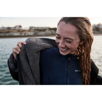 Zone3 Oversize Heat-Tech Changing Robe - black/orange | BIKE24