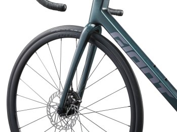 Giant TCR ADVANCED 1 - Carbon Road Bike - 2025 - asphalt green | BIKE24