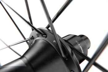 DT Swiss F 1900 CLASSIC Achterwiel - 29" | Clincher | 6-Gaten ...