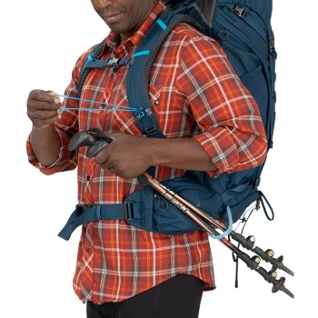 Osprey Kestrel 48 Backpack - S/M - Black | BIKE24