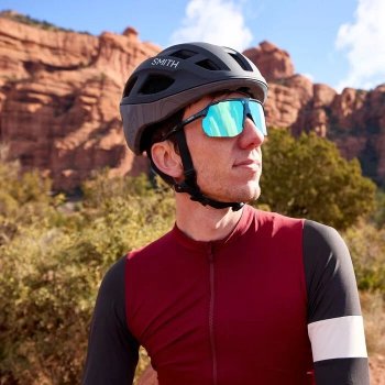 Smith Triad MIPS Helmet - Matte Ash / Roam | BIKE24