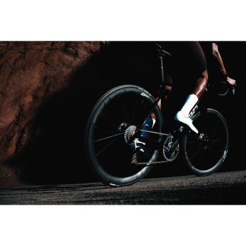ZIPP 303 SW Front Wheel - 28" | Carbon | Hookless | Centerlock ...