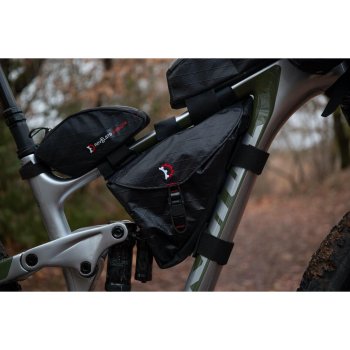 Revelate Designs Hopper Frame Bag 4L - Hydration Bundle - Black | BIKE24