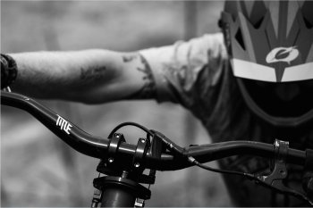 Title G1 Gyro Brake System - small | black | BIKE24