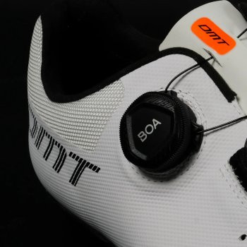 DMT KM4 MTB Shoes - white | BIKE24