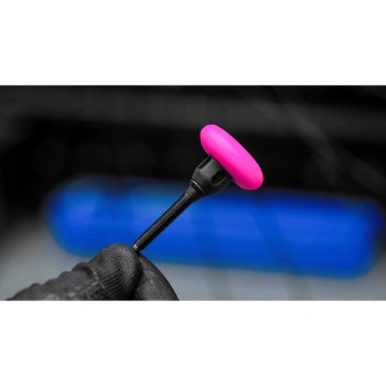 Muc-Off Tubeless Tag Holder & 44mm Valve Kit - black/pink | BIKE24