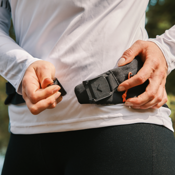 Fidlock Hip Belt Single 0.6L - black | BIKE24
