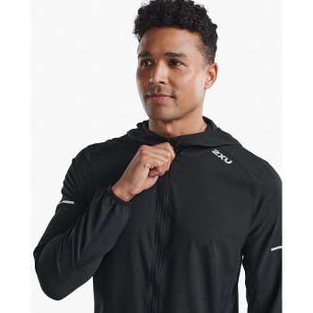 2XU Aero Running Jacket Men - black/silver reflective | BIKE24