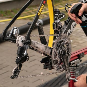 Dynamic Pocket Sprocket Chain Holder | BIKE24