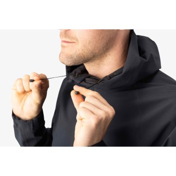 7mesh Cache Anorak Men - Black | BIKE24